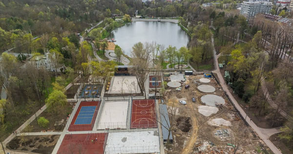 Un parc din sectorul Râșcani este în plin proces de transformare
