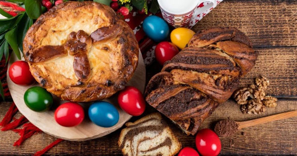 Tradiţionalele copturi de Paşti, sfințite chiar la fabrică