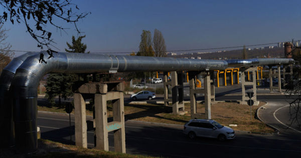 Expert: Gușan și holdingul său, interesați să facă bani pe gazul gratuit