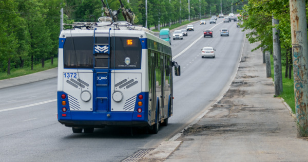 Trafic rutier, suspendat la Buiucani: Cum va circula transportul public