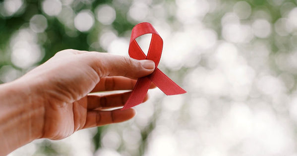 300 de oameni cu SIDA mor anual în Moldova: Cum te poți testa gratis