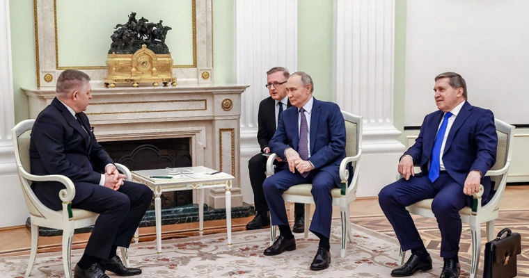Vladimir Putin și premierul slovac, Robert Fico, poartă discuții la Kremlin