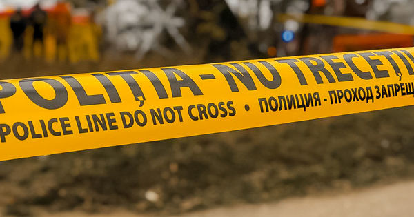 Moarte cu mister: Cadavrul unui bărbat, găsit într-o mașină în Chișinău Moarte cu mister: Cadavrul unui bărbat, găsit într-o mașină în Chișinău