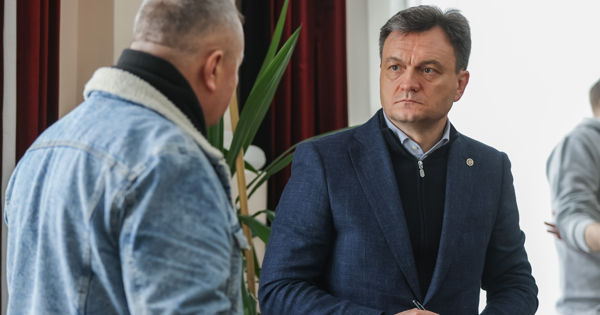 Recean, în vizite inopinate la Fălești: Există o problemă de atitudine Recean, în vizite inopinate la Fălești: Există o problemă de atitudine