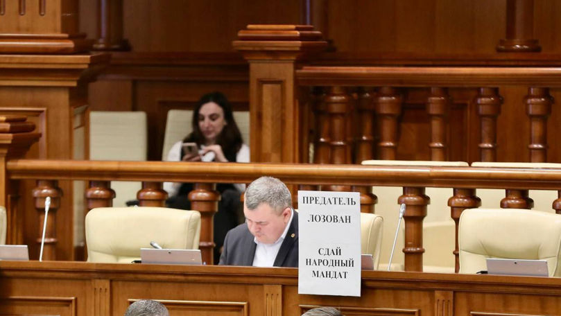 PSRM le cere lui Nesterovschi și Lozovan să-și depună mandatele