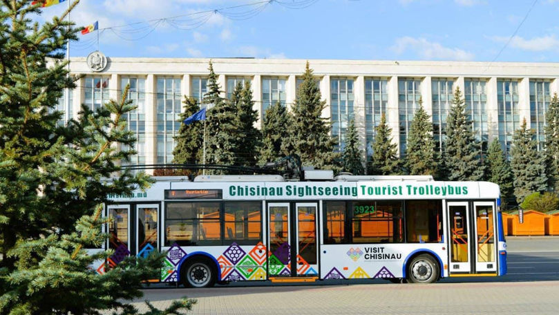 Troleibuzul turistic din Chișinău va fi suspendat duminică. Motivul