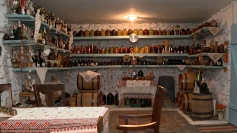 Ca în casa mare: Beciul inedit al unui gospodar din raionul Călărași