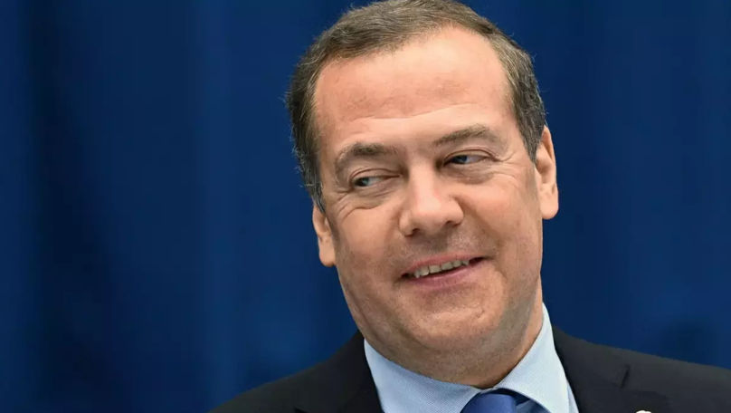 Medvedev jubilează după ce Rusia a lovit Ucraina cu noua rachetă Oreșnik