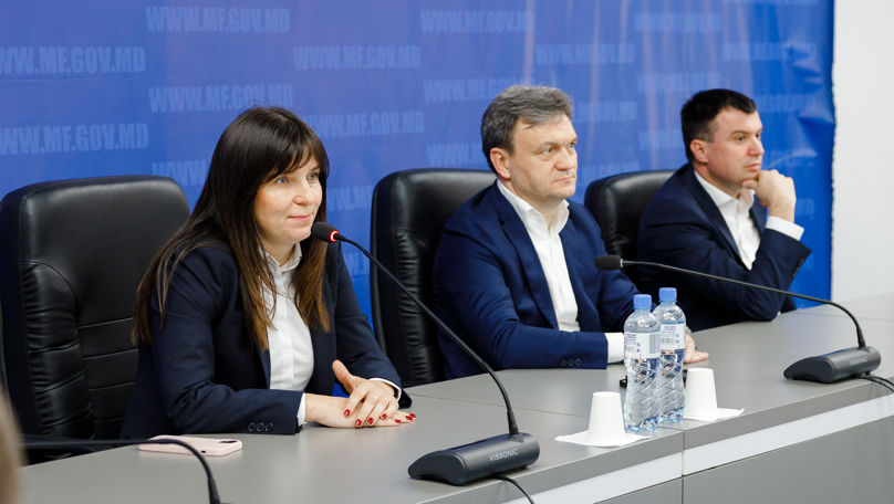 Victoria Belous, prezentată echipei de lucru de către Dorin Recean