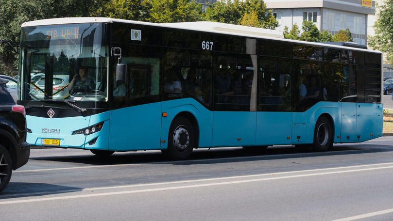 BNS: Tot mai mulți moldoveni aleg să călătorească cu transportul public
