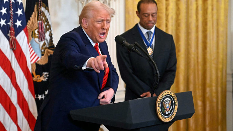 Analiză CNN: 13 minciuni spuse de Donald Trump în prima lună de mandat