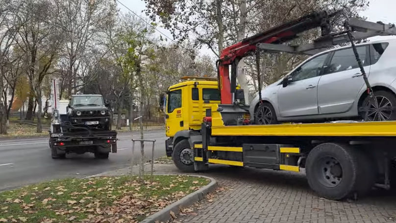 Chișinău: Mai multe mașini parcate neregulamentar, ridicate de evacuator