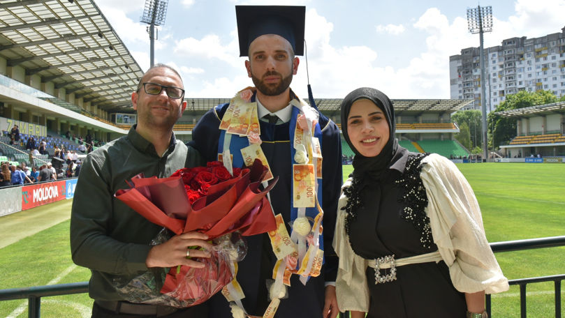 Cum au venit la ceremonia de absolvire a USMF mai mulți studenți străini