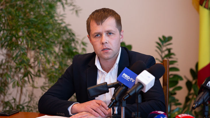 Iachimovschi neagă gradul de rudenie cu Obadă: Mi-a pus notă mai mică