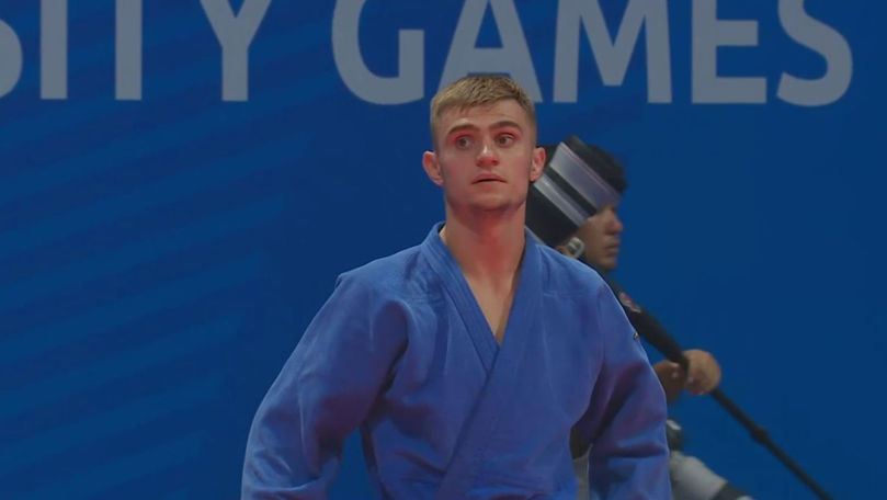 Radu Izvoreanu a cucerit argintul la Jocurile Universitare Mondiale Radu Izvoreanu a cucerit argintul la Jocurile Universitare Mondiale