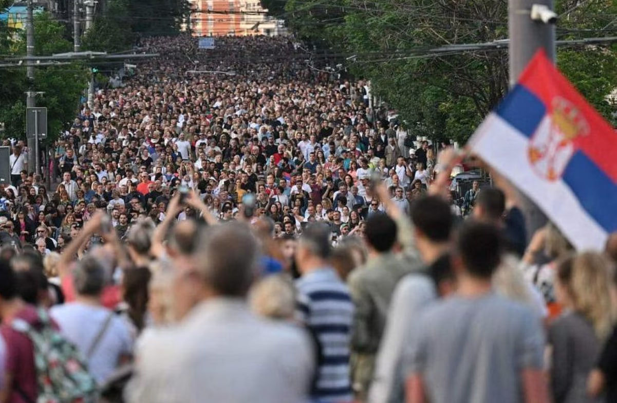 Акция протеста в Белграде демонстранты призвали к отставке президента