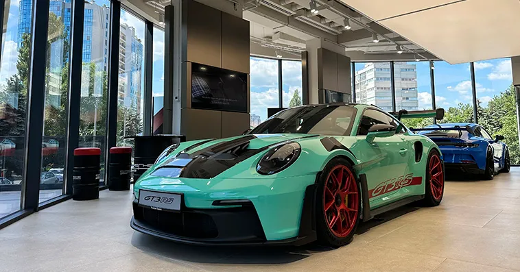 Porsche: Ultimele zile de expoziție la Pop-Up Showroom